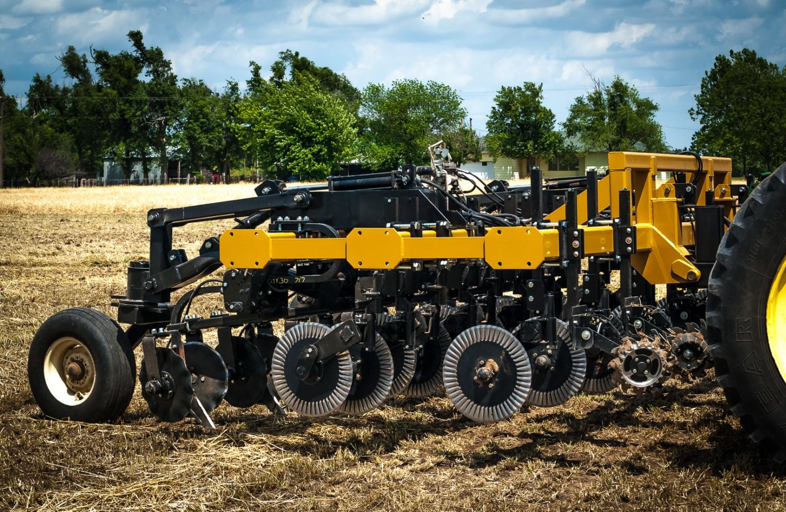 Big Country Strip-Till RZM | WAKO